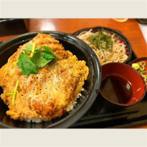 つだ川 四ツ谷 飯田橋・神楽坂市ケ谷丼もの