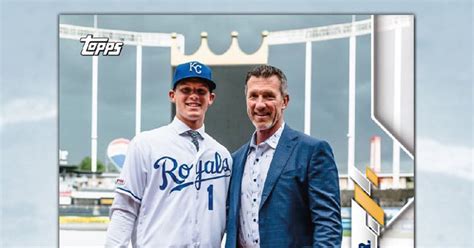 Mlb Stories Proud Dads In The Stands