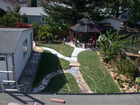 Mosaic Pathways Design