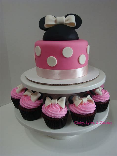 Pink Minnie Mouse Cake And Cupcakes
