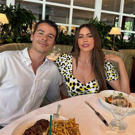 Sofía Vergaras Son Manolo Shared Rare Pics Of The Colombian Star As A