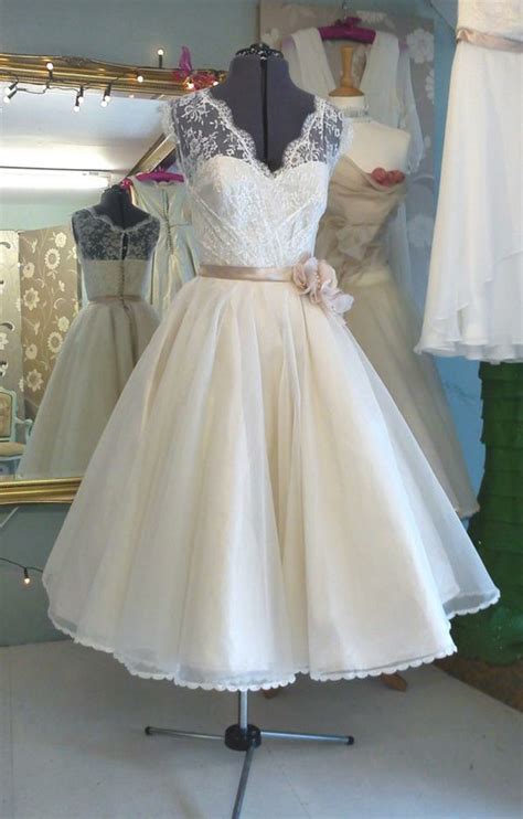 S Wedding Anni In Pizzo Abito Da Sposa Weddbook