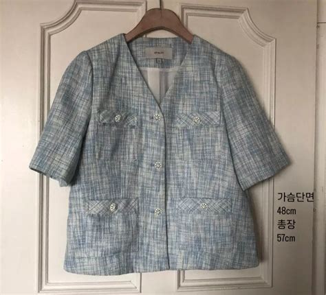 2022 온앤온 노카라 브이넥 트위드 크롭 반팔 자켓 헬로마켓