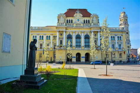 Oradea fără clădirea Primăriei