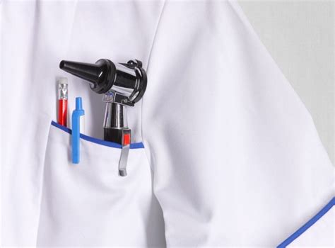 Ear Drainage Or Otorrhea Types Causes Diagnosis Treatment