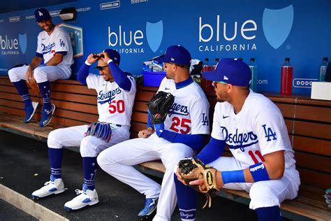 Dodgers Game Vs Rockies Max Muncy Back Miguel Rojas Out Of Lineup