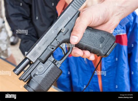 Glock 17 Gen 4 With Light
