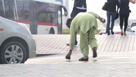 რა მოხდება თუკი ფულით სავსე საფულე დუბაის ქუჩებში დაგივარდებათ