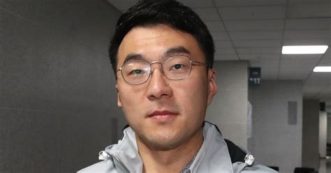사설 李 대표 특보단 반대에도 ‘돈 버는 게임 공약한 이유 뭔가