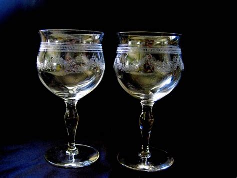 Vintage Lead Crystal Wine Glasses Set Of 4 Needle Etched