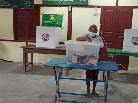 ခင်ဦးမြို့နယ်၌ ၂၀၂၀ ပြည့်နှစ် ပါတီစုံဒီမိုကရေစီအထွေထွေရွေးကောက်ပွဲအတွက် ကြိုတင်ဆန္ဒမဲများ စတင