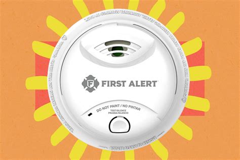 How To Stop A First Alert Smoke Detector From Beeping Storables