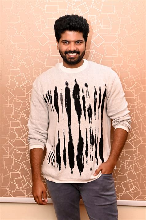 Sri Simha ఉస్తాద్ మూవీ హీరో శ్రీ సింహ ఇంటర్వ్యూ ఫొటోలు Namasthe