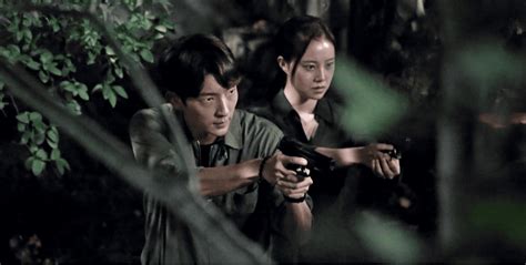 Lee Joon Gi And Moon Chae Won Make A Great Tag Team As They Face An