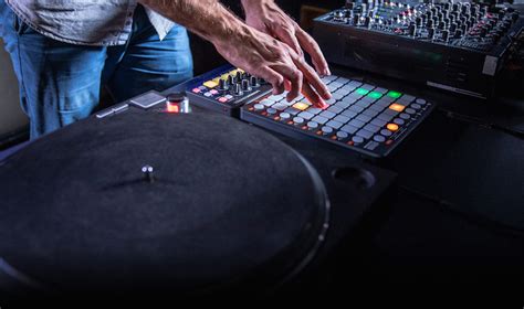 Review Y Unboxing En Español Del Novation Launchpad Mini