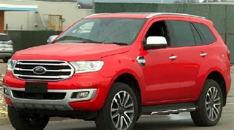Ford Everest Facelift 2018 Pakai Mesin Baru Bodi Tambah Gagah