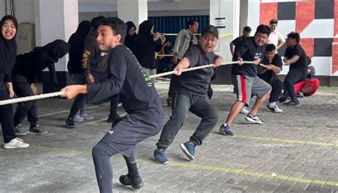 Dekan Cup FK UMM Kompetisi Mahasiswa Tujuh Cabang Lomba Tabloid