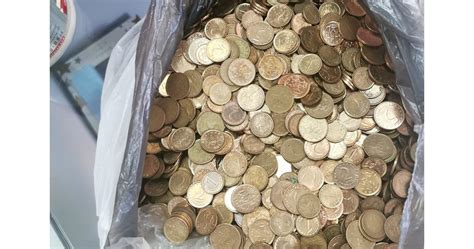 Деца събират жълти стотинки за нова техника в болницата във Велинград