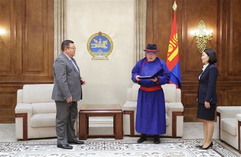 Дэгийн тухай хуульд нэмэлт оруулах тухай хуулийн төслийг өргөн барилаа