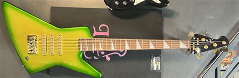 Lowend Crow 5 String The Lowend Bass Shop