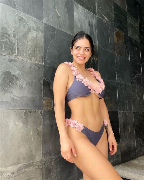 Samadhi Zendejas Deleita En Redes A Sus Seguidores Con Fotos En Bikini