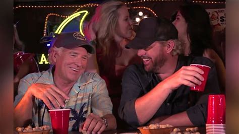 Toby Keith Remembers Jimmy Buffett With Heartfelt Tribute