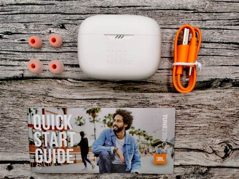 Đánh giá JBL Tune 230NC TWS