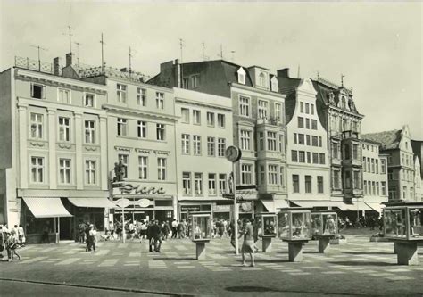Historische Ansichten aus Rostock zur Umgestaltung der Kröpeliner Straße