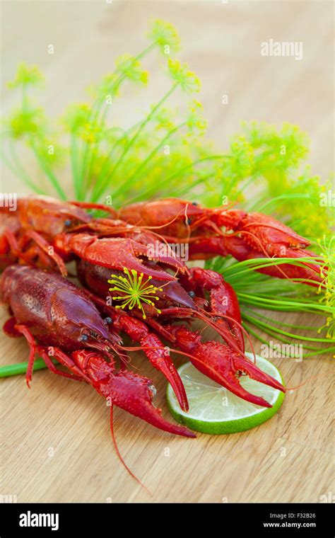 Crayfish Seafood Hi Res Stock Photography And Images Alamy