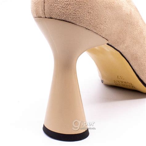 Вечерние женские туфли разм 37 бежевые с бантом замшевые от 0 ТМТ