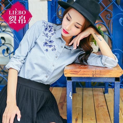 裂帛2016秋装新款翻领刺绣长袖牛仔衬衣纽扣单门襟衬衫女51161057裂帛博世专卖店