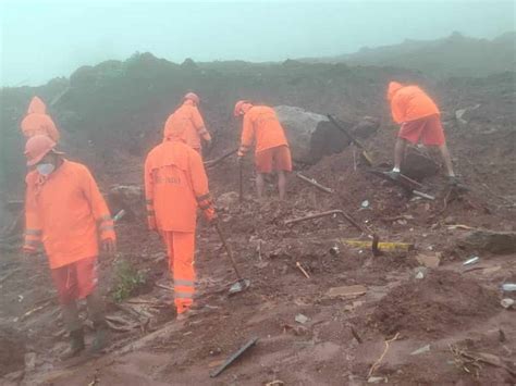 Maha Landslide Ndrf Calls Off Operation Says Minister