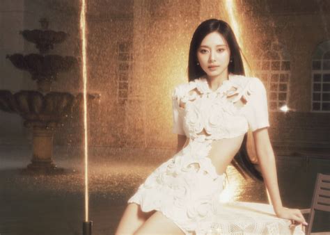 子瑜🦌迷你一輯 Aboutzu 概念照side C💙🇹🇼🏹🪽 Tw0614瑜粉🦌💙 Erttfsayu Dcard