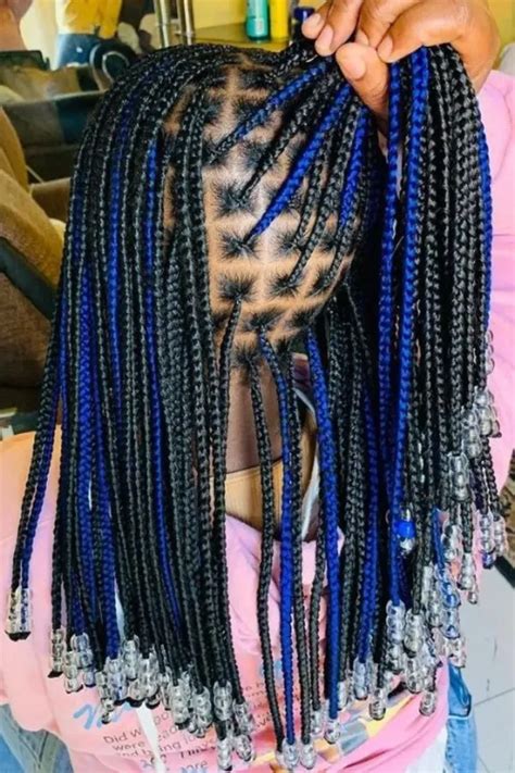 What Are Peekaboo Knotless Braids Full Guide 2023