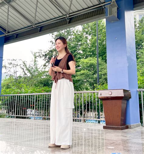 与李相遇享文明之硕果念师恩之难忘 记中山小学教育集团南明校区第二届校园李子节活动 校园新闻 丽水网 丽水新闻综合门户网站