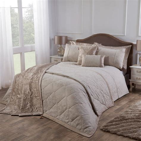 Julian Charles Bedding Curtains Duvets Throws Cushions Julian