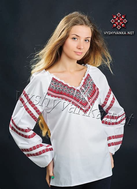 Українська жіноча вишиванка арт 0030