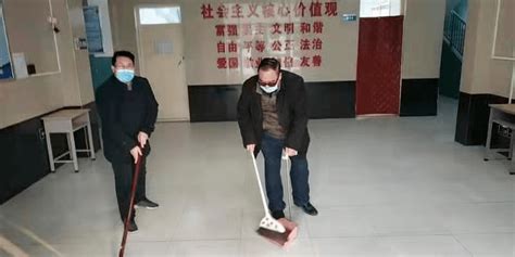 清扫消杀助力防疫邢台七中十五中联合校积极开展大扫除大消杀活动 校园
