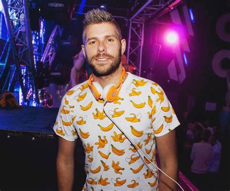 Ellos Son Los Djs Más Sexys De La Noche Gay En España Shangay