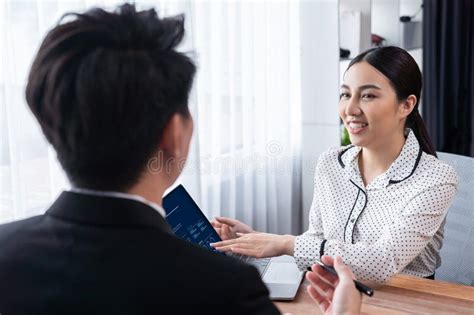 conversational job interview between interviewer and candidate