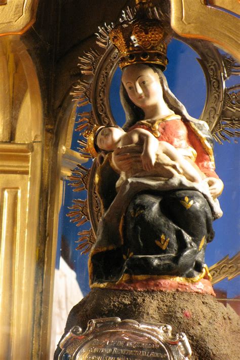La Historia De La Virgen De Sumampa La “hermana Perdida” De La Virgen