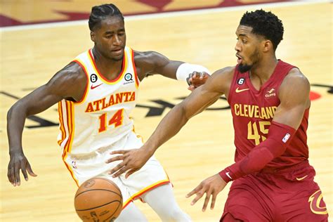 After Game Slide Cavaliers Beat Hawks To Run Win Streak To