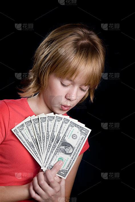 钱的女孩