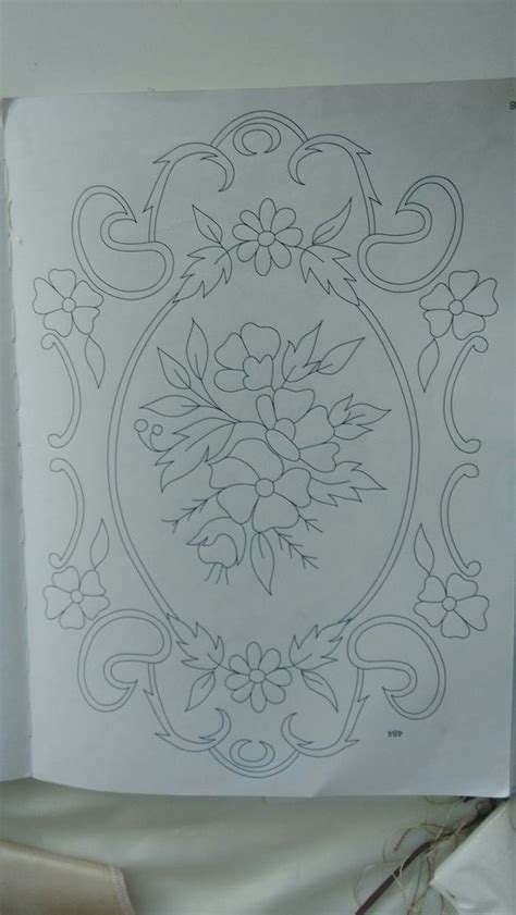 Pin By Magda Serna On Bordado Embroidery Flowers Pattern Hand