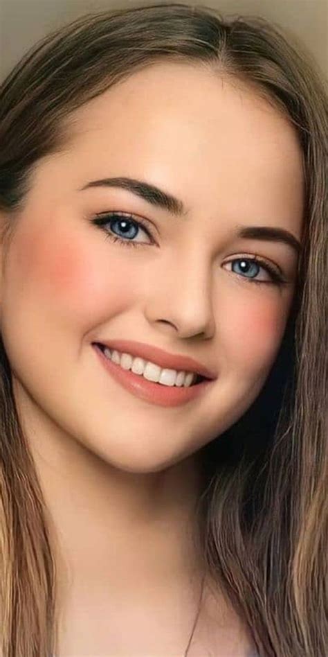Top 10 Most Beautiful Women In The World 2022 Top Ten Views Most