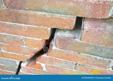Dangerous Old Exposed Cracked Brick Wall Due To Structural Foundation