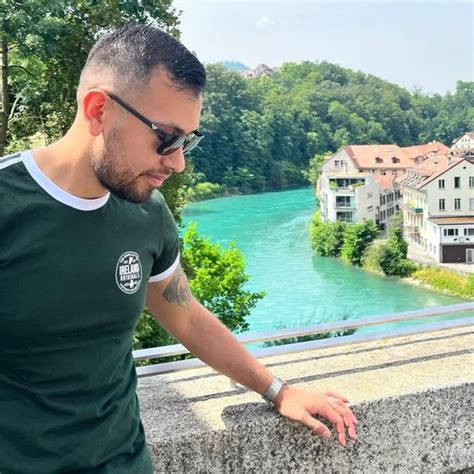 Patricio Llanca Pato Threads Say More