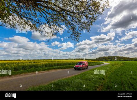 Postman Delivering Letter Hi Res Stock Photography And Images Alamy
