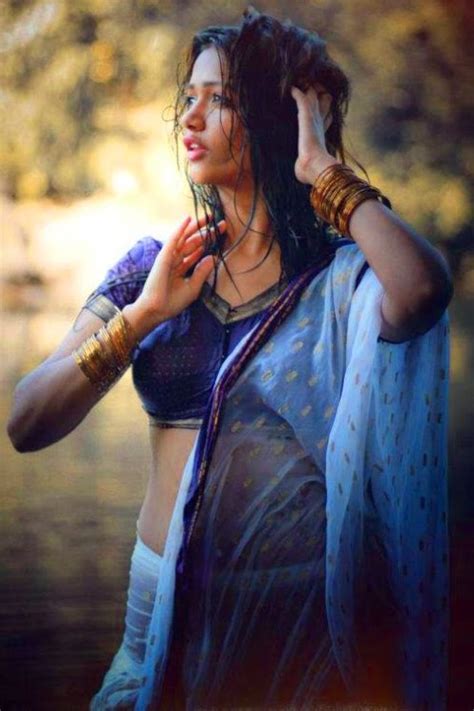 Anaika Soti Hot Sexy Half Saree Photos Pics Pictures Images Spicy
