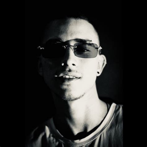 Stream Stiwar Zapata Music Listen To Songs Albums Playlists For